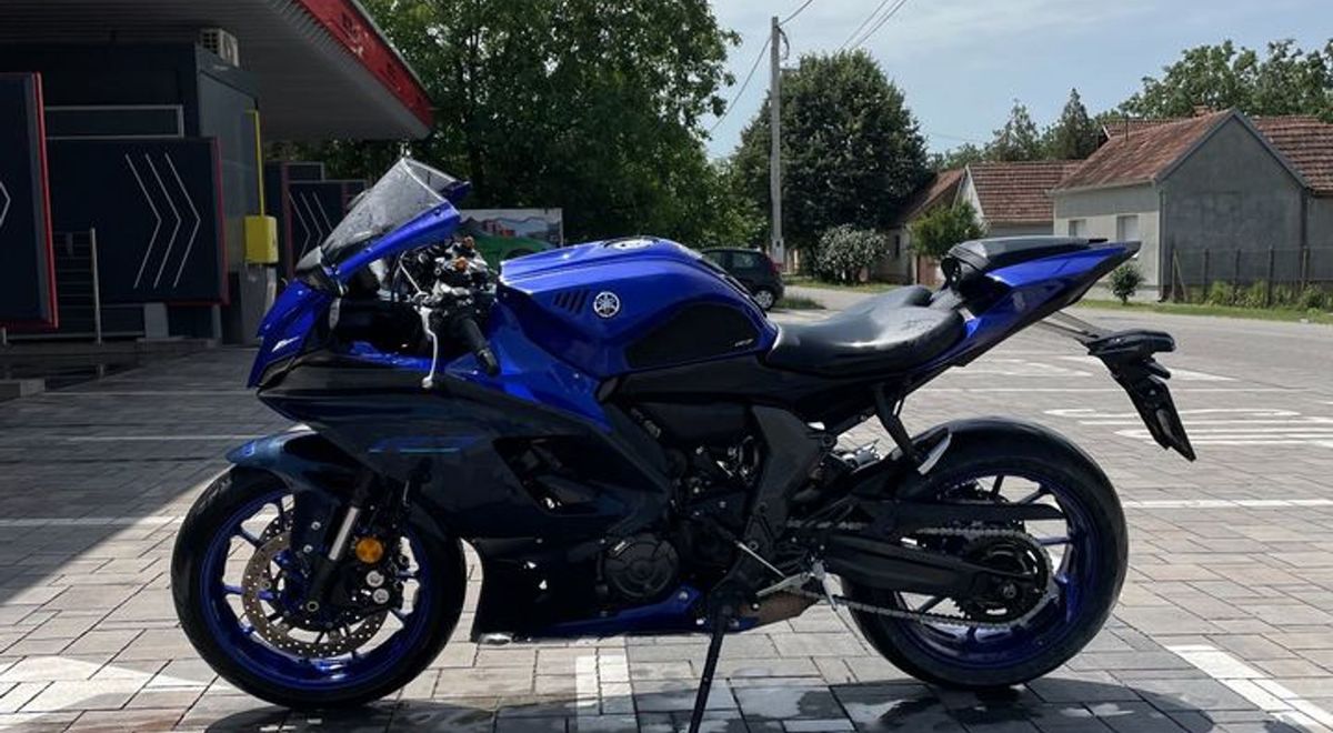 Yamaha R7 8.600 € 2022 god. | Prodajem auto